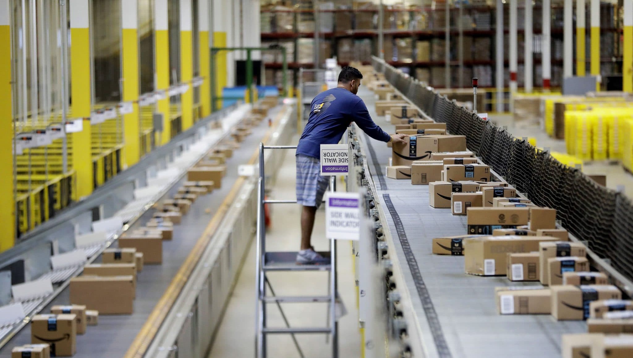Lavorare come corriere Amazon: requisiti, candidatura e stipendio